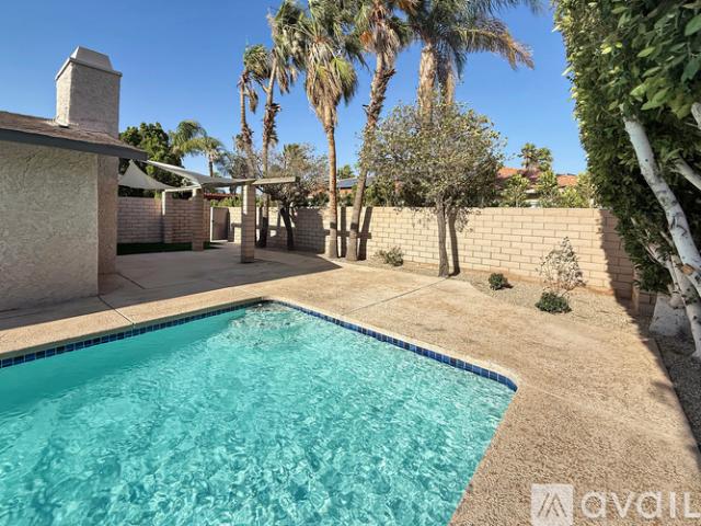 3 BR, 2 BA Apartment 2455 East Rogers Road, Palm Springs, CA 92262