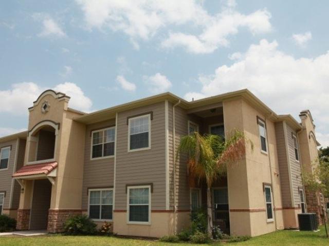 3 BR, 2 BA Apartment 2500 Jasmine Ave McAllen, TX 78501