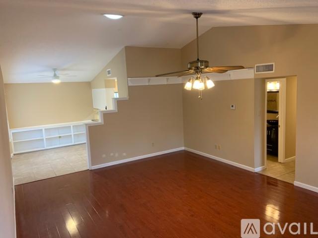 3 BR, 2 BA Apartment 2501 Majestic Dr, Plano, TX 75074