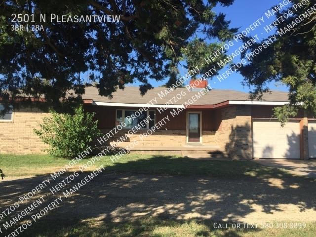 3 BR, 2 BA Apartment 2501 N Pleasantview, Newkirk, OK 74647