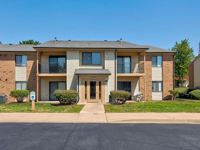3 BR, 2 BA Apartment 2502 Prairie Green Drive Unit 11903, Urbana, IL 61802