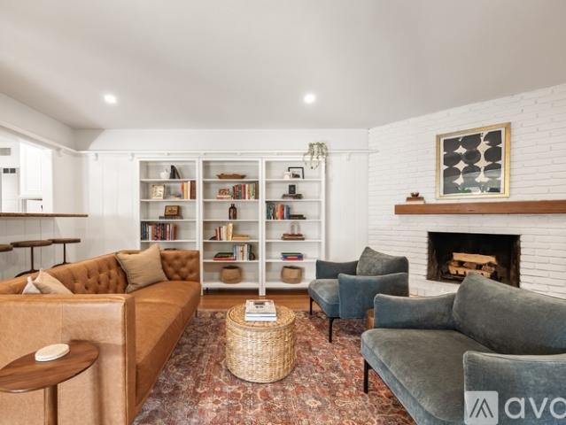 3 BR, 2 BA Apartment 2510 Santiago Street, Santa Ana, CA 92706