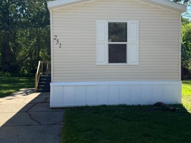 3 BR, 2 BA Apartment 251 Timber Ln, Battle Creek, MI 49037