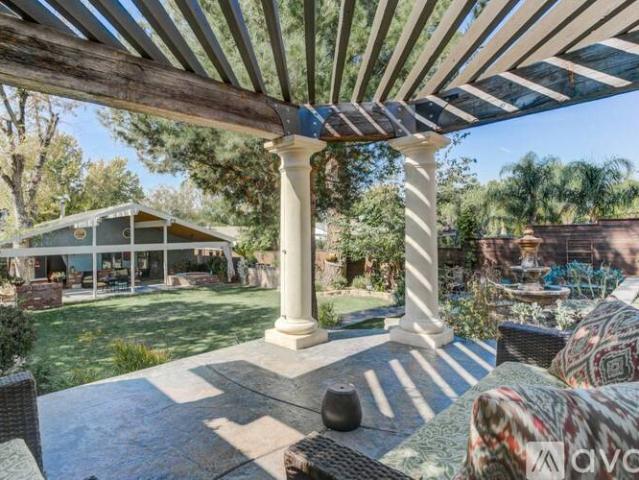 3 BR, 2 BA Apartment 25214 Wheeler Road, Santa Clarita, CA 91321