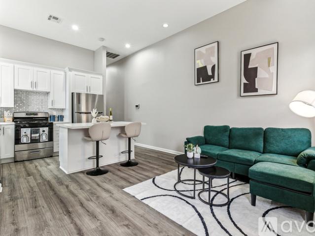 3 BR, 2 BA Apartment 2526 Martin Luther King Junior Boulevard, New Orleans, LA 70113