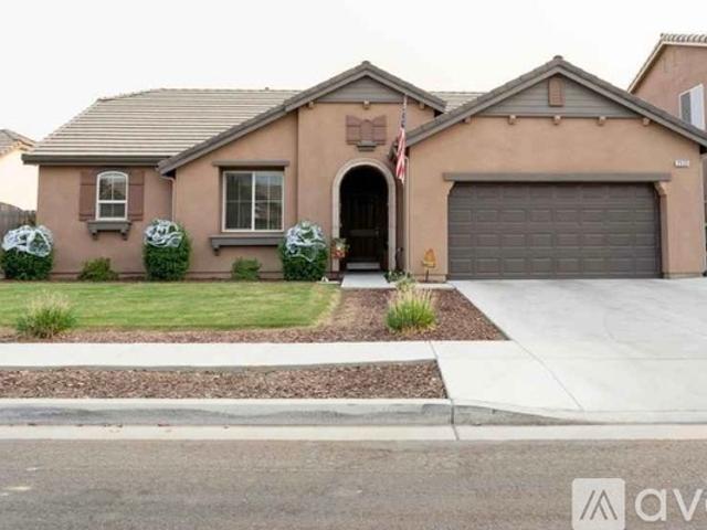 3 BR, 2 BA Apartment 2535 West Sady Court, Visalia, CA 93291