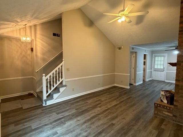 3 BR, 2 BA Apartment 2593 Whitehead Place Drive, Unit 2, Suwanee, GA 30024