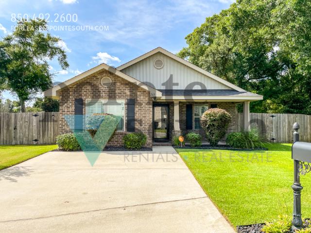 3 BR, 2 BA Apartment 263 Cottage View Dr, Pensacola, FL 32507