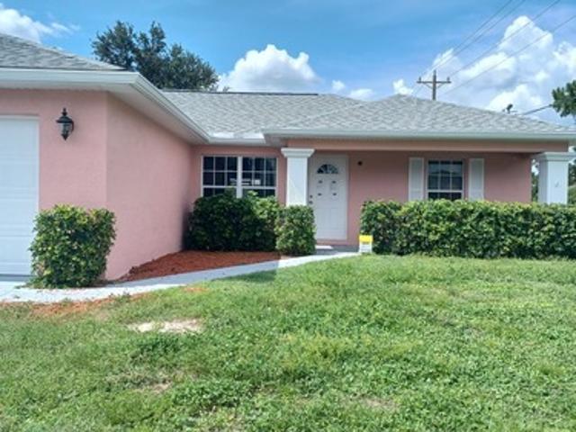 3 BR, 2 BA Apartment 2600 14th Street West, Lehigh Acres, FL 33971