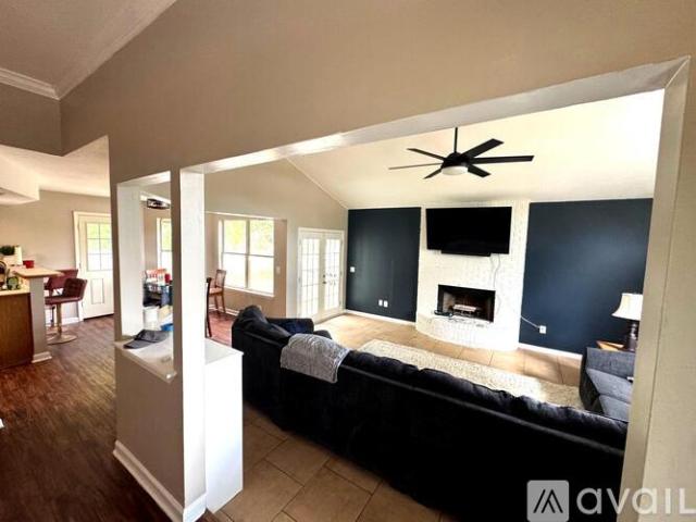 3 BR, 2 BA Apartment 2627 Skipton Court, Jacksonville, FL 32225