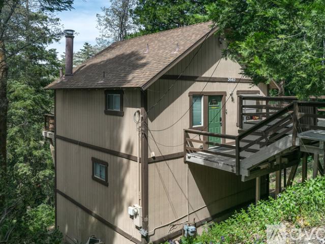 3 BR, 2 BA Apartment 26412 Lake Forest Dr, Lake Arrowhead, CA 92391
