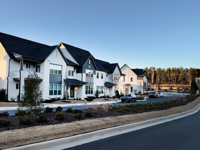 3 BR, 2 BA Apartment 2651 Satellite Blvd Unit 00040, Duluth, GA 30097
