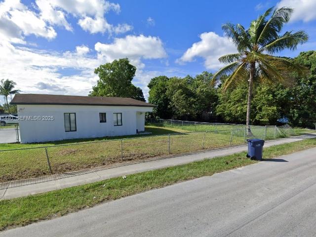 3 BR, 2 BA Apartment 26600 Southwest 138th Court, Homestead, FL 33032