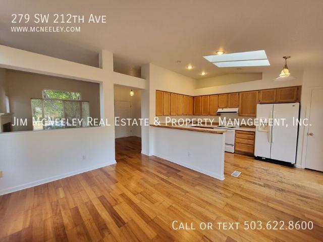 3 BR, 2 BA Apartment 279 SW 212th Ave, Beaverton, OR 97006