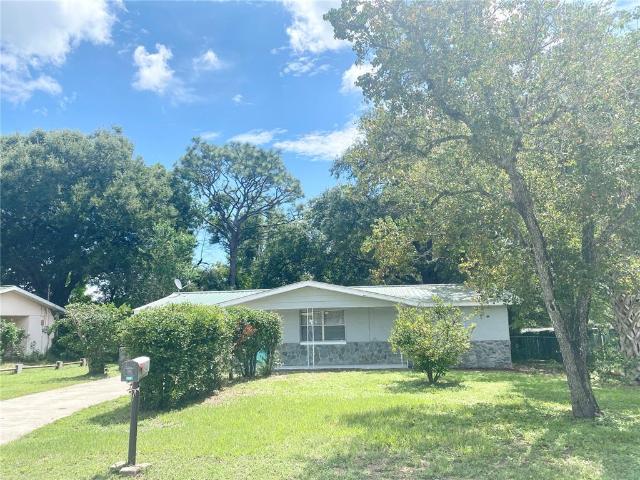 3 BR, 2 BA Apartment 27 North Davis St, Beverly Hills, FL 34465