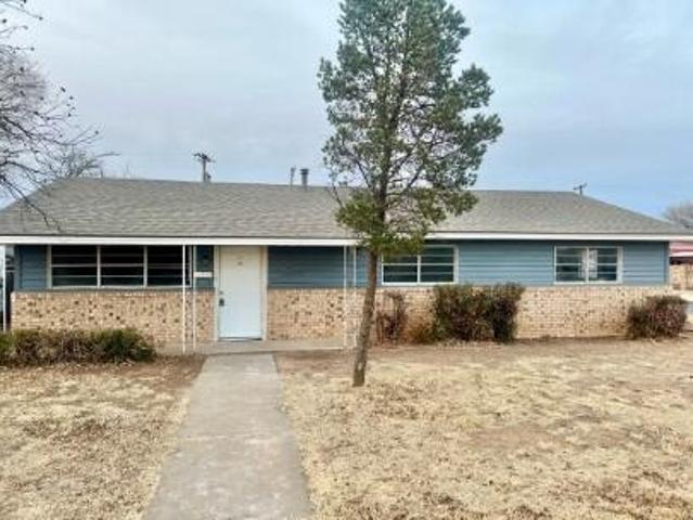 3 BR, 2 BA Apartment 2802 40th Street, Lubbock, TX 79413