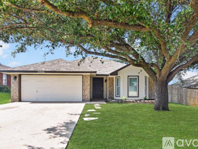 3 BR, 2 BA Apartment 2806 Fieldstone Dr, Killeen, TX 76549