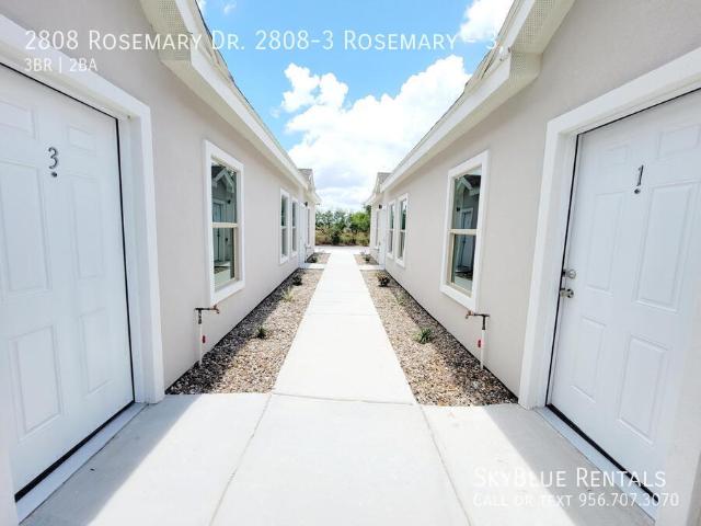 3 BR, 2 BA Apartment 2808 Rosemary Dr. 2808 3 Rosemary, Weslaco, TX 78596