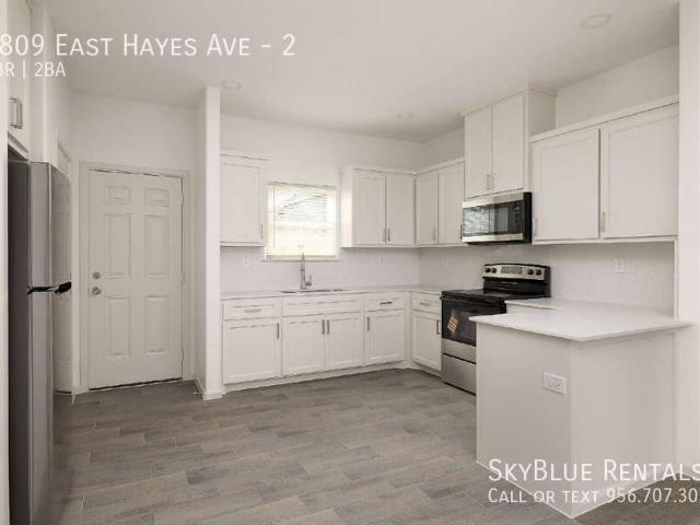 3 BR, 2 BA Apartment 2809 East Hayes Ave, Alton, TX 78573