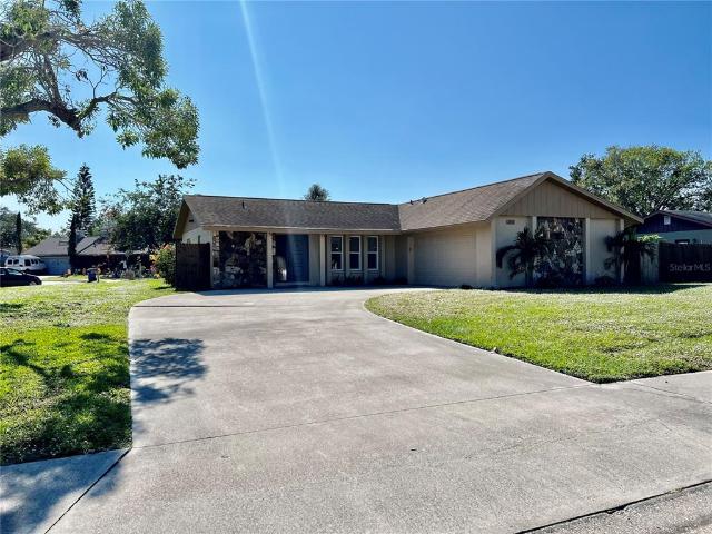 3 BR, 2 BA Apartment 2812 Indianwood Dr, Sarasota, FL 34232