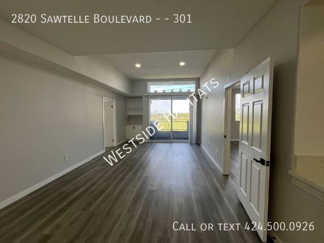 3 BR, 2 BA Apartment 2820 Sawtelle Boulevard, Los Angeles, CA 90064