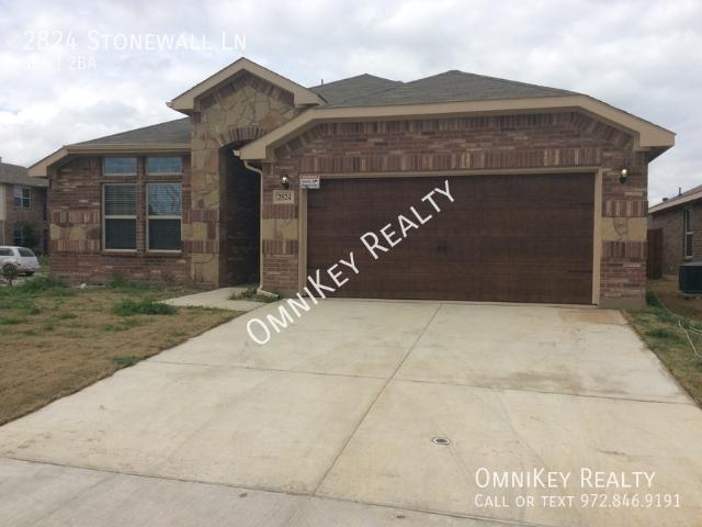 3 BR, 2 BA Apartment 2824 Stonewall Ln, Fort Worth, TX 76123