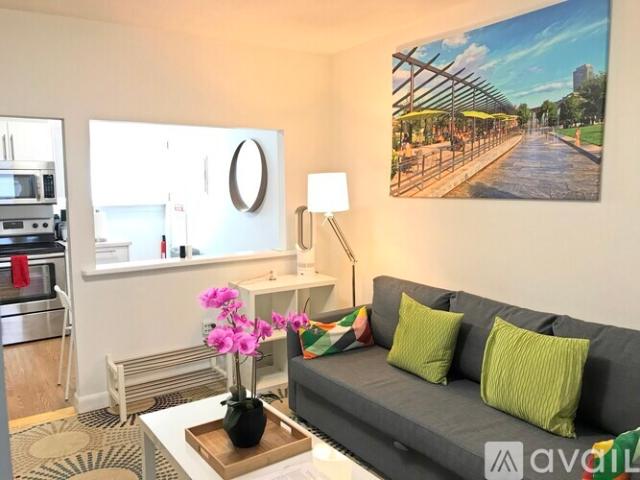3 BR, 2 BA Apartment 287 Dorchester St, Unit 3, Boston, MA 02127