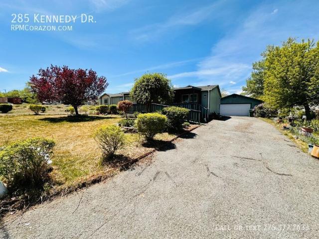 3 BR, 2 BA Apartment 285 Kennedy Dr Reno, NV 89506