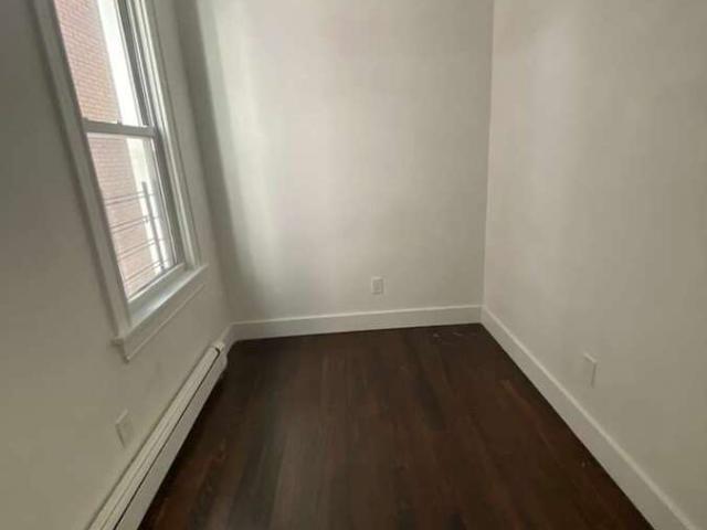 3 BR, 2 BA Apartment 286 Hawthorne Ave, Yonkers, NY 10705