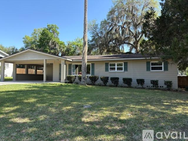 3 BR, 2 BA Apartment 28 Southeast 19th Street, Ocala, FL 34471
