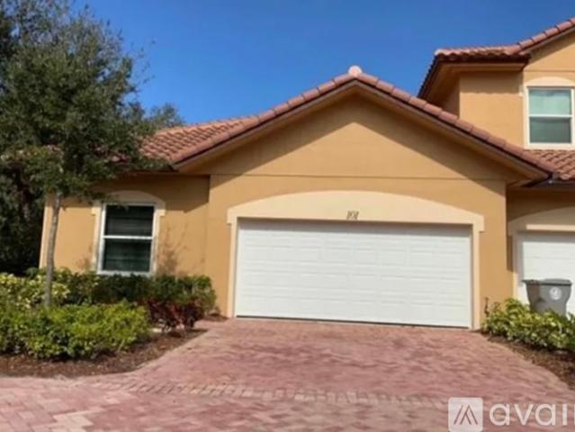 3 BR, 2 BA Apartment 2905 65th Drive, Unit 101, Vero Beach, FL 32966