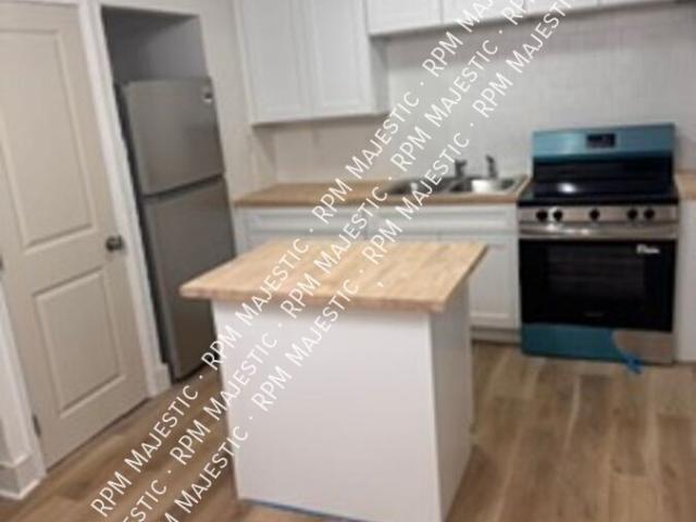 3 BR, 2 BA Apartment 2905 Springdale rd U, Atlanta, GA 30315