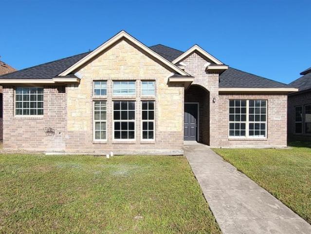 3 BR, 2 BA Apartment 2923 PRESTON TRL, GRAND PRAIRIE, TX 75052