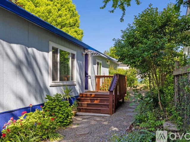 3 BR, 2 BA Apartment 2925 Edison Street, Graton, CA 95444
