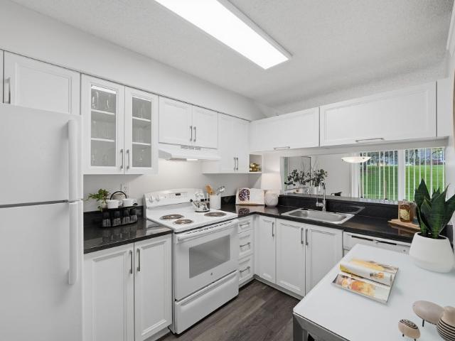 3 BR, 2 BA Apartment 29540 Citation Circle Unit 26101, Farmington, MI 48331