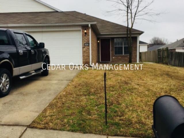 3 BR, 2 BA Apartment 2967 W Glenmeadow Dr, Fayetteville, AR 72704