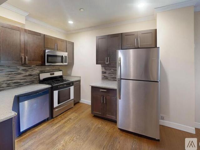 3 BR, 2 BA Apartment 2975 Washington Street, Unit 2, Roxbury, MA 02119