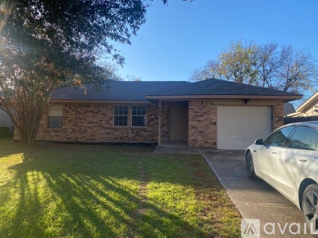 3 BR, 2 BA Apartment 203 Linda St, Keller, TX 76248