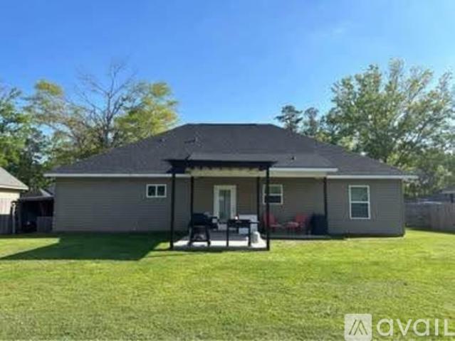 3 BR, 2 BA Apartment 20023 Davis Lane, Ponchatoula, LA 70454