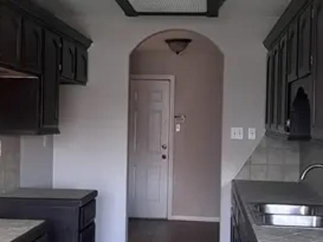 3 BR, 2 BA Apartment 2003 Magnolia St, Mission, TX 78573
