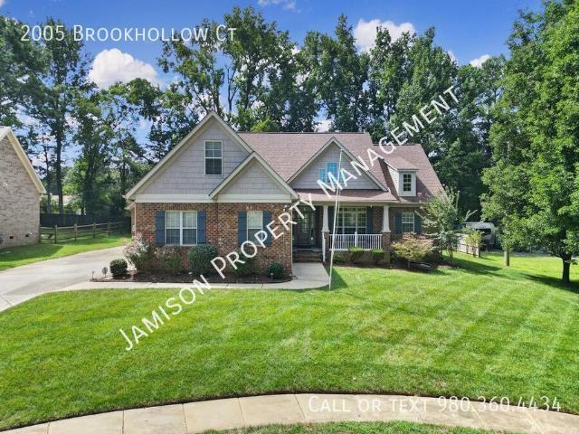3 BR, 2 BA Apartment 2005 Brookhollow Ct, Indian Trail, NC 28079