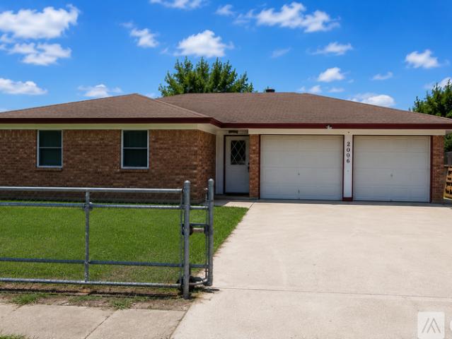 3 BR, 2 BA Apartment 2006 Continental Drive, Killeen, TX 76543