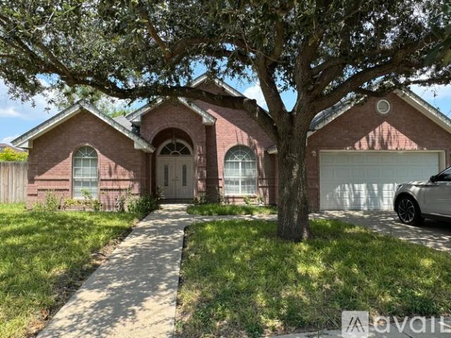 3 BR, 2 BA Apartment 2011 Summer Breeze Road, Mission, TX 78572