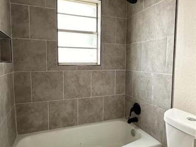 3 BR, 2 BA Apartment 2012 68th Street, Lubbock, TX 79412