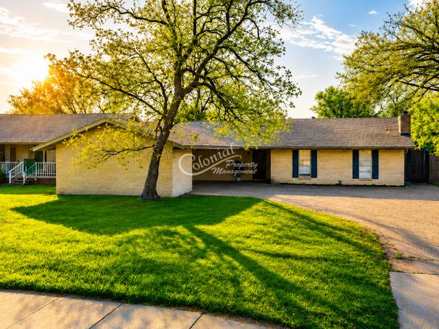 3 BR, 2 BA Apartment 2015 Greenbrook Pkwy B, Austin, TX 78723
