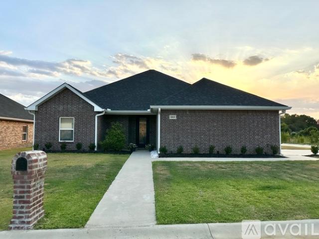 3 BR, 2 BA Apartment 2015 Luke Lane, De Ridder, LA 70634