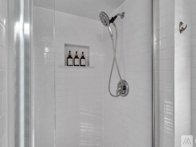 3 BR, 2 BA Apartment 201 East Belmar Street, Lakeland, FL 33803