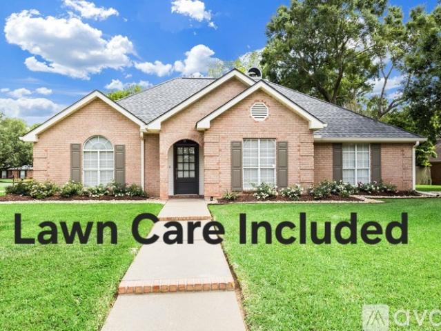 3 BR, 2 BA Apartment 201 Pomerol Pl, Lafayette, LA 70503