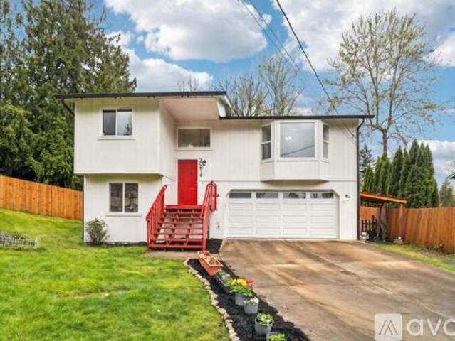 3 BR, 2 BA Apartment 20414 Larita Dr E, Bonney Lake, WA 98391