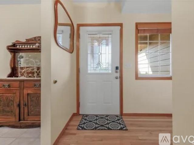3 BR, 2 BA Apartment 20429 81st Drive Northeast, Arlington, WA 98223
